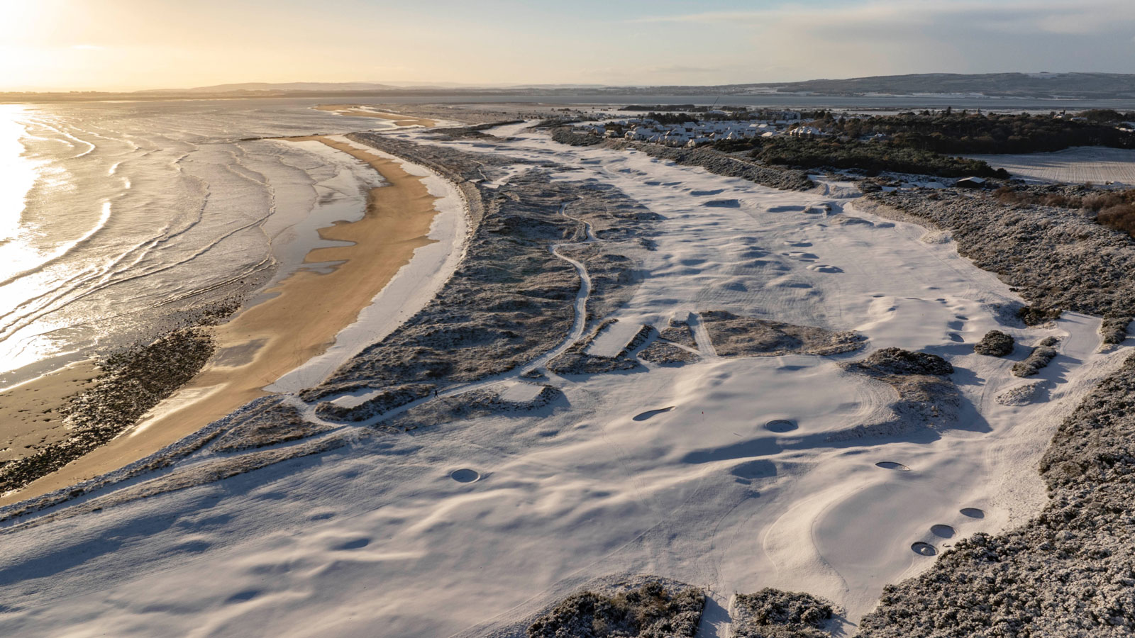 One of the world’s top golf courses is completely covered in snow, and ...